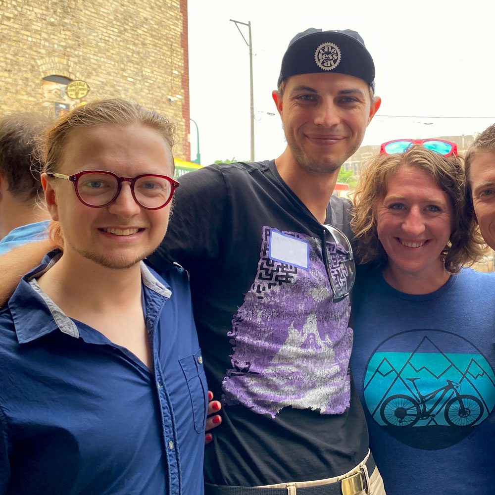 Minneapolis Volunteer Team - Move Minnesota